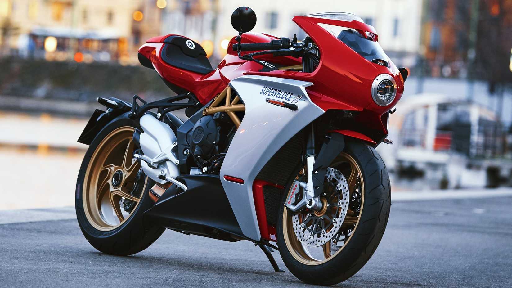Top 10 Most Beautiful Italian Sports Bikes Of All Time