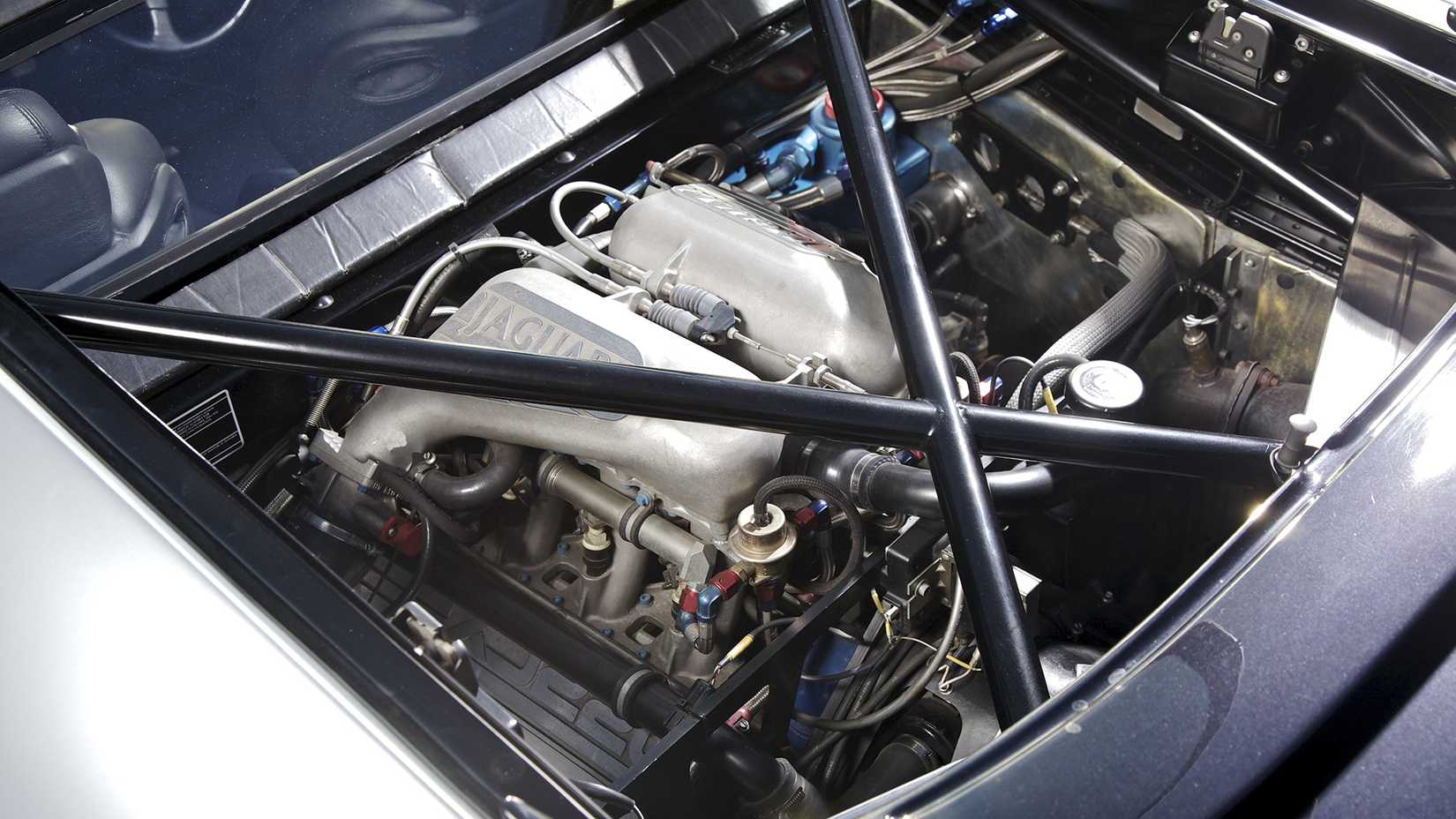 10 Highest-Revving Six-Cylinder Engines In Production Cars, Ranked