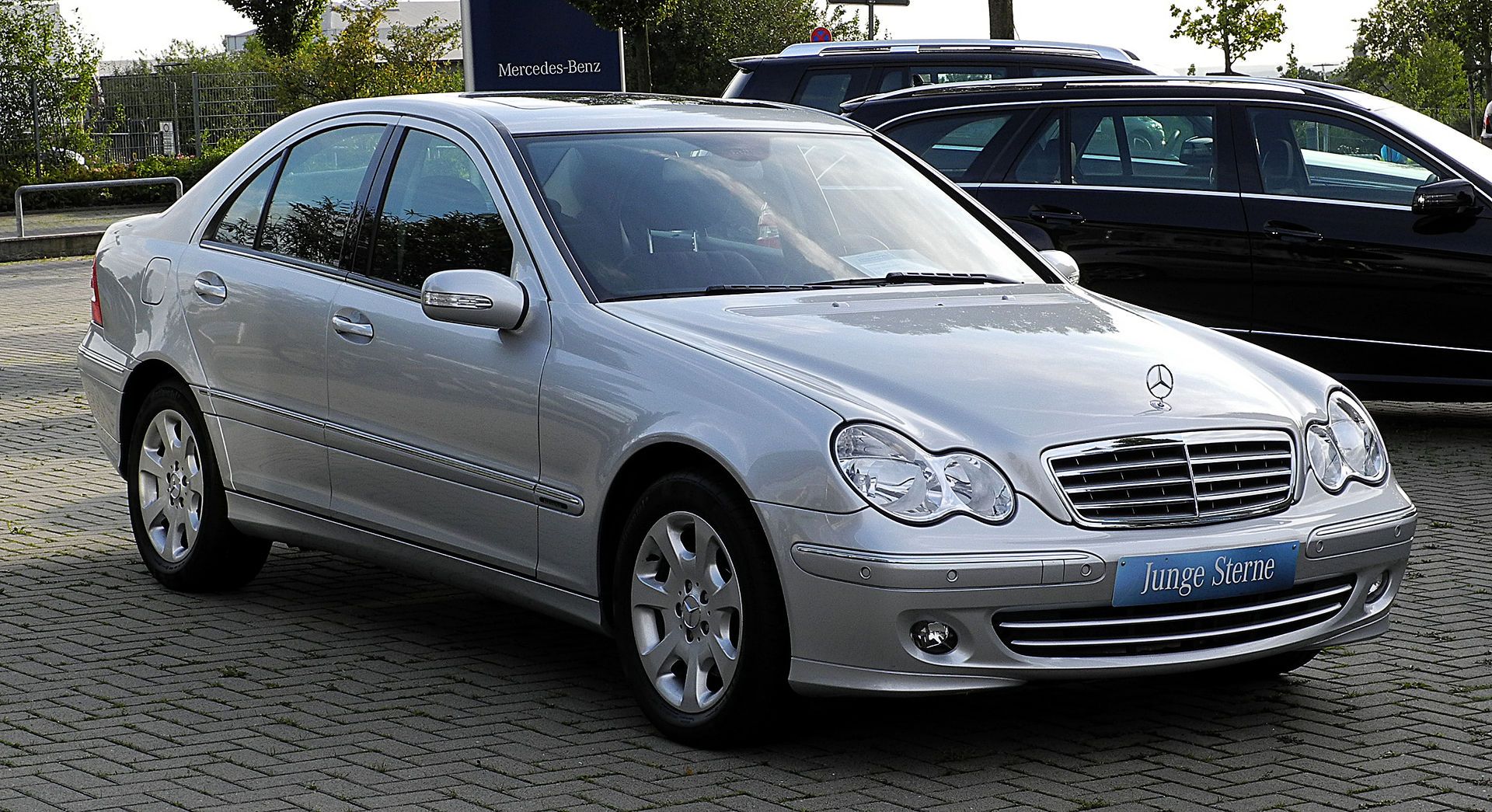 10 Mercedes-Benz Cars That Can Reach 500,000 Miles