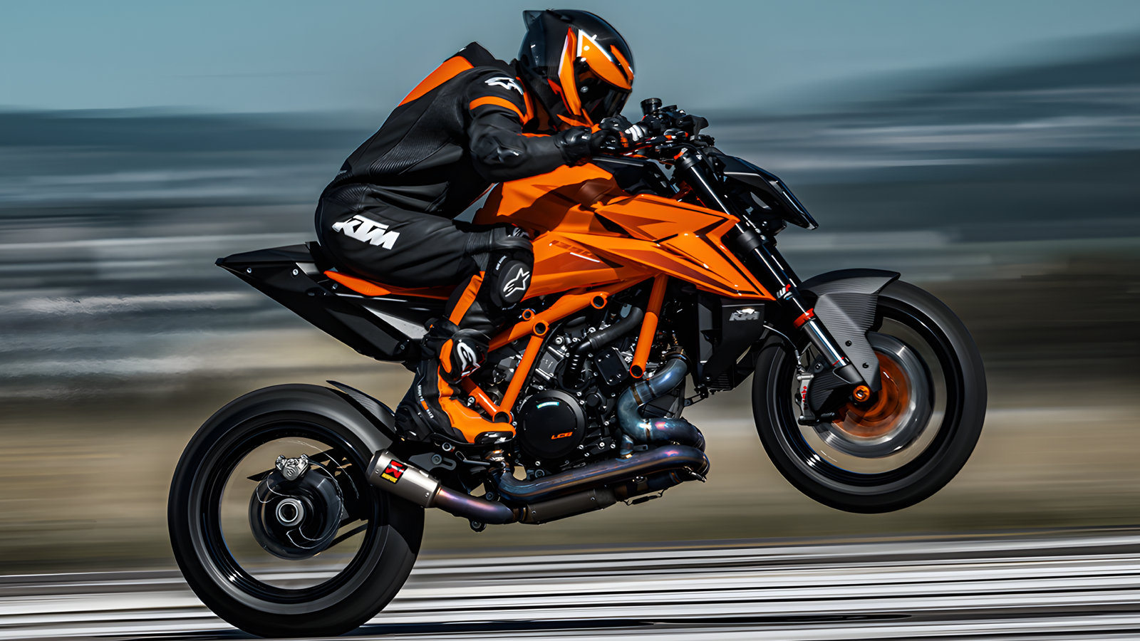 Here's What Sets The KTM 1390 Super Duke R Engine Apart From Everyone Else