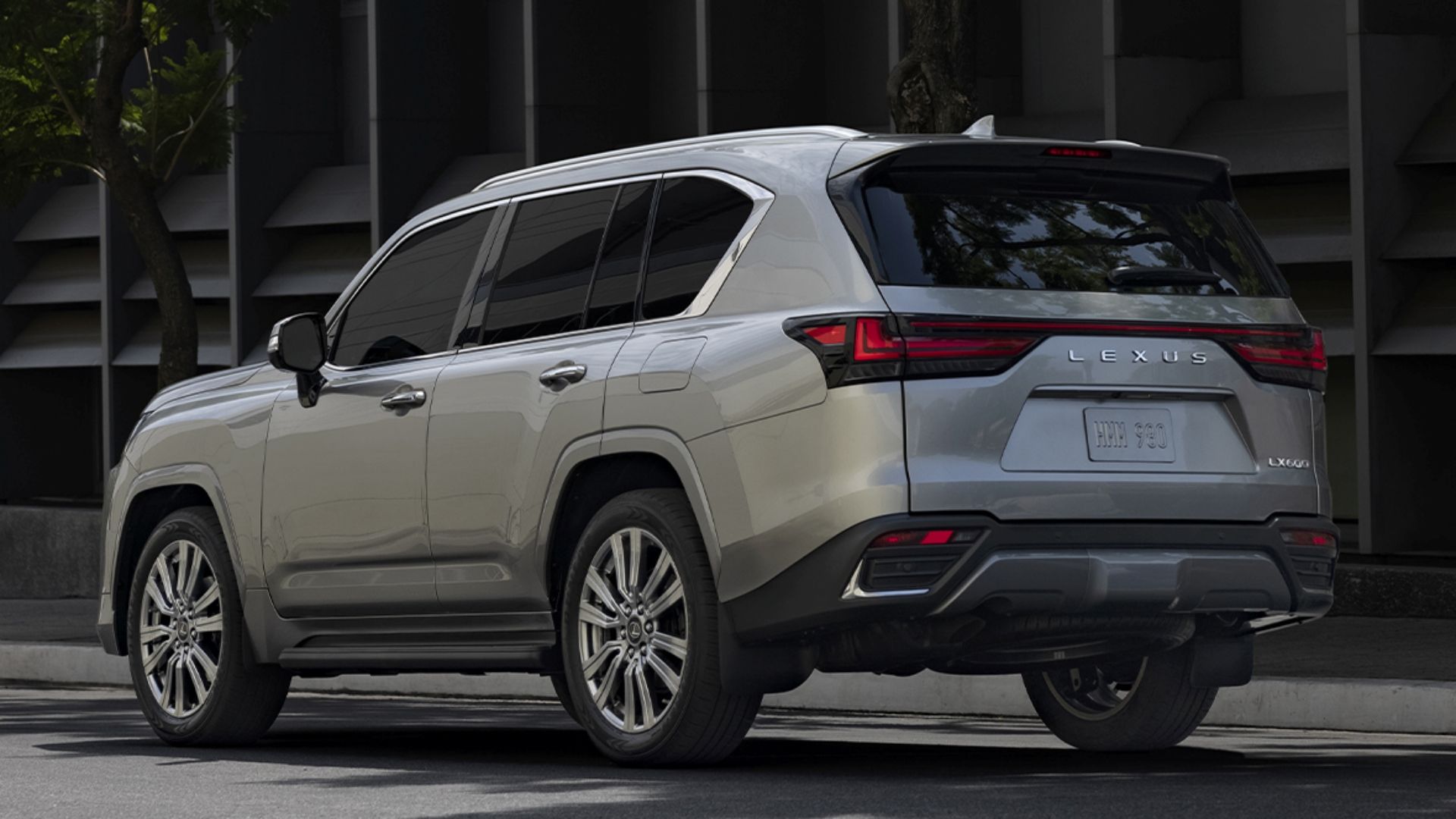 Differences Between The 2024 Lexus LX And 2024 Jeep Grand Wagoneer