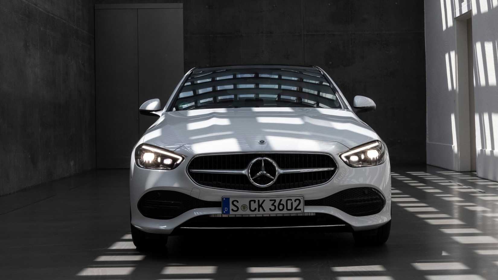 10 Best Luxury Sedans For 2024 And 2025