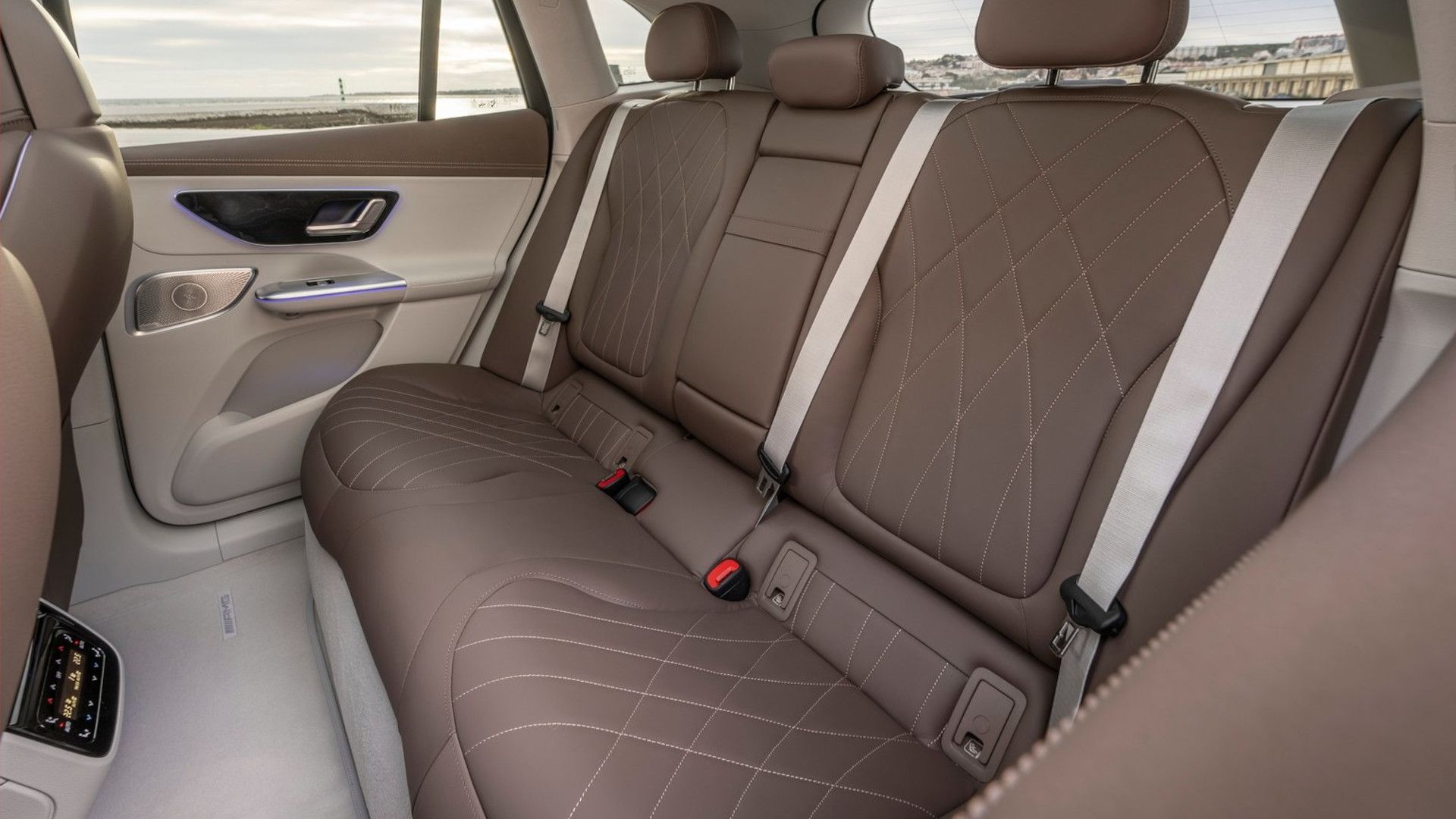 A Complete Guide To The 2024 Mercedes-Benz EQE SUV