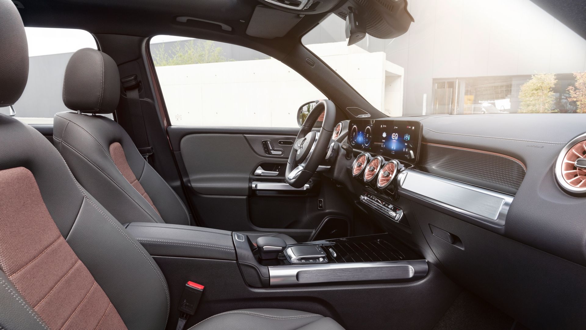 A Complete Guide To The 2024 Mercedes-Benz EQB