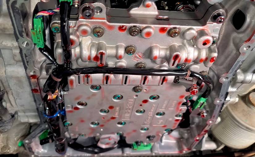 How Mechanic Fixed A Broken Nissan GT-R Transmission For Free