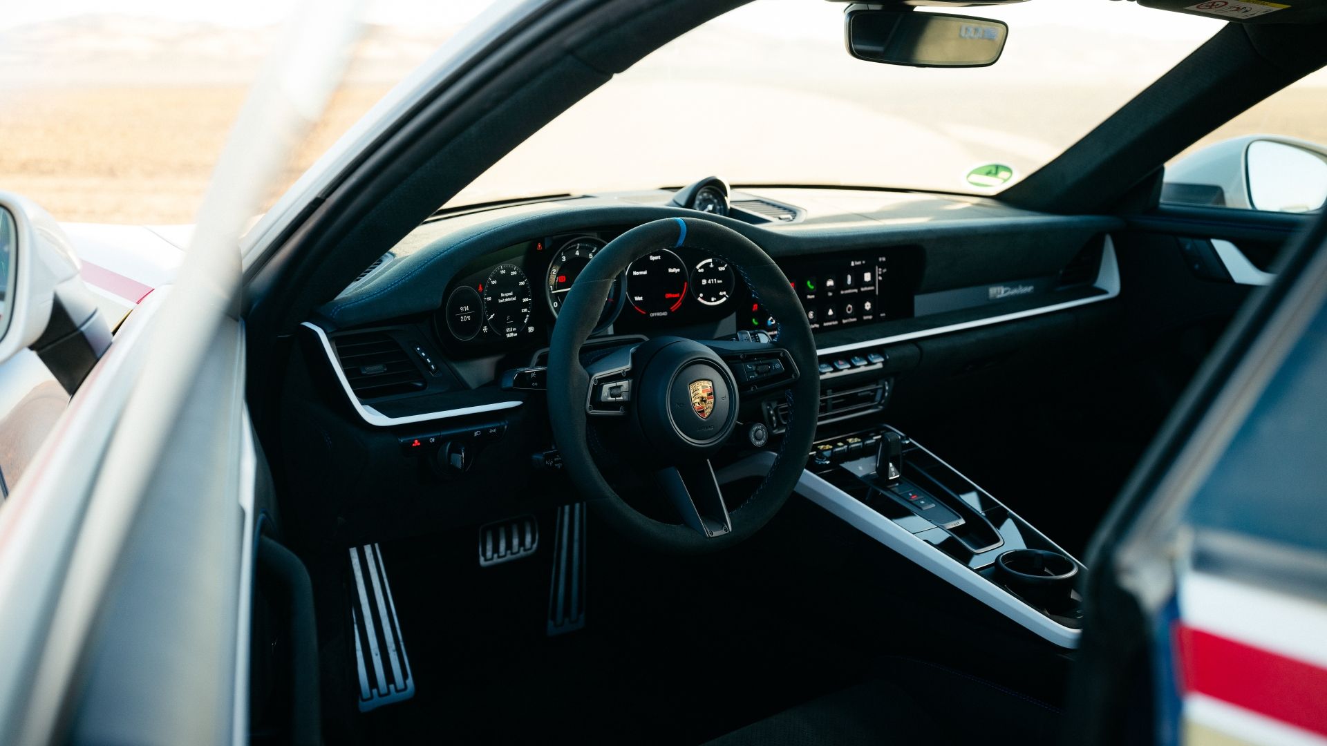 A Complete Guide To The 2024 Porsche 911 Dakar