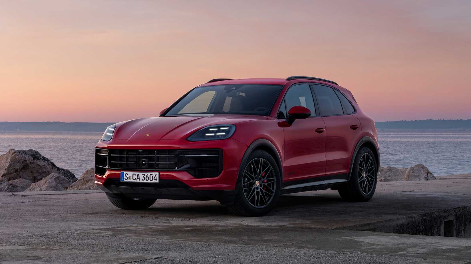 2025 Porsche Cayenne GTS Gets More Power From Its Twin-Turbo V8