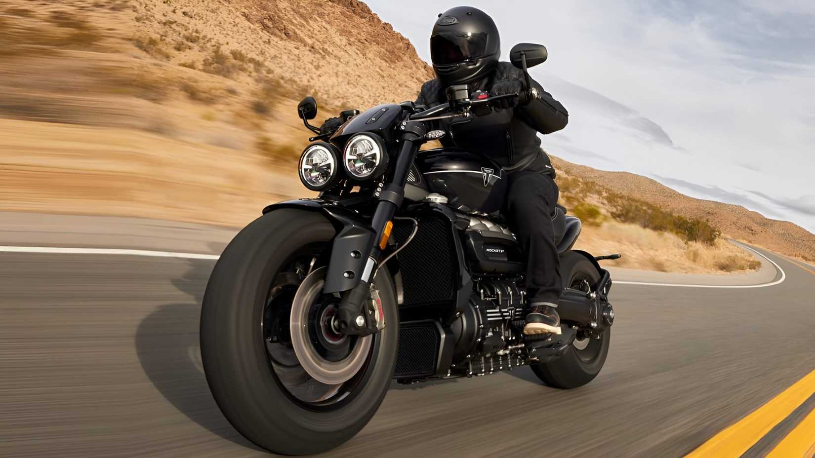 10 Muscle Cruisers With The Best Power-To-Weight Ratios