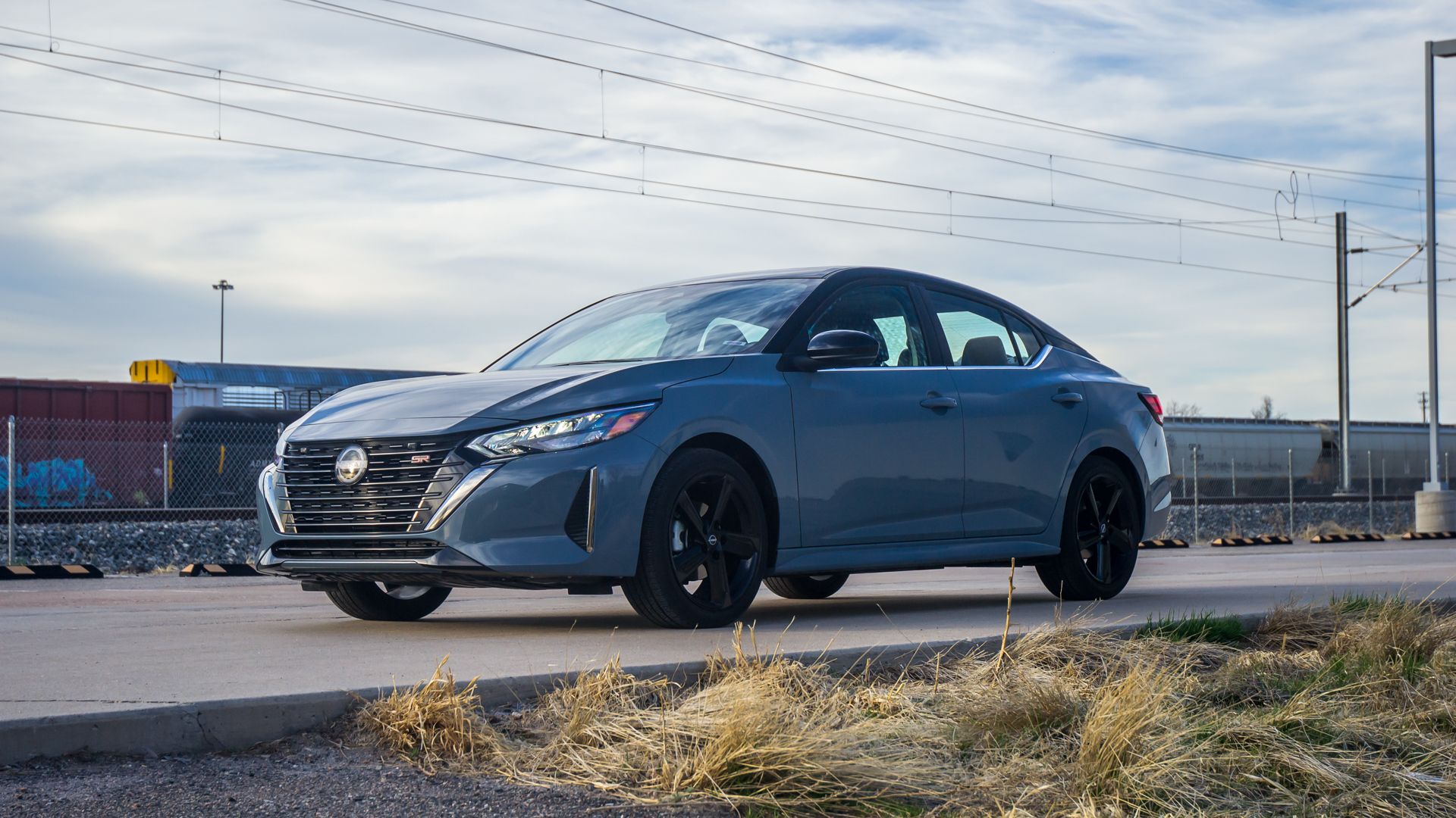 10 carros acessíveis com melhor economia de combustível do que o Toyota ...