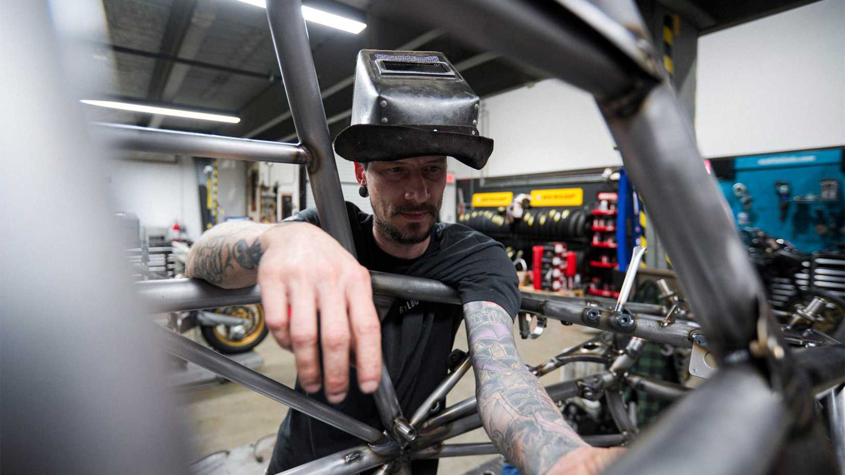 Check Out This Insane Transformation Of A Harley-Davidson Into A High ...