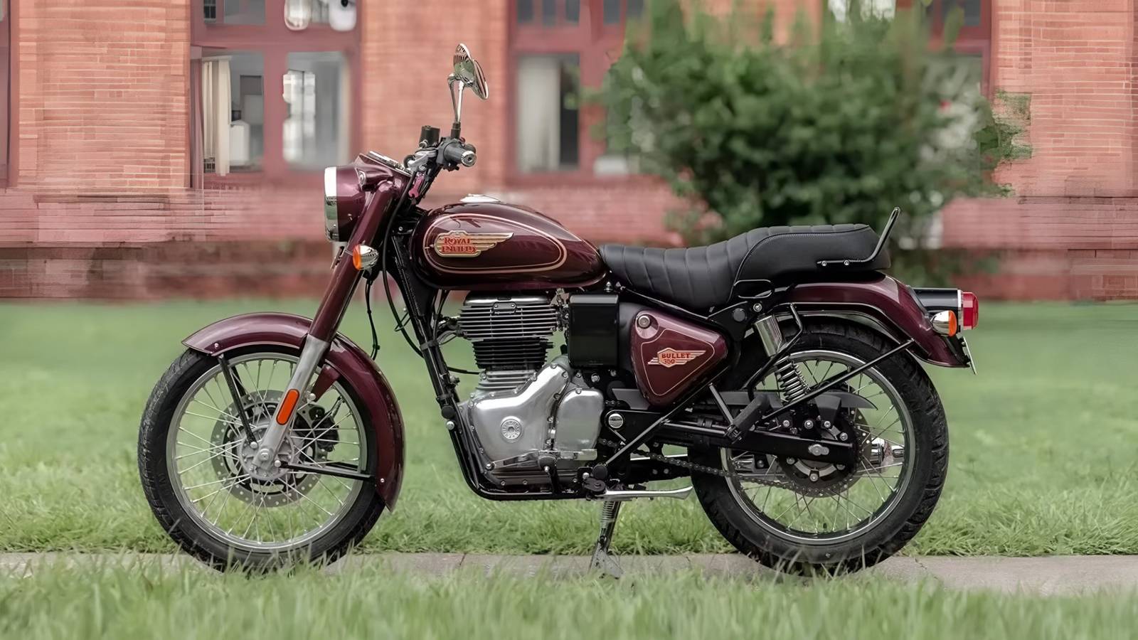 Here's Why The 2024 Royal Enfield Bullet 350's Retro Goodness Is Unmissable