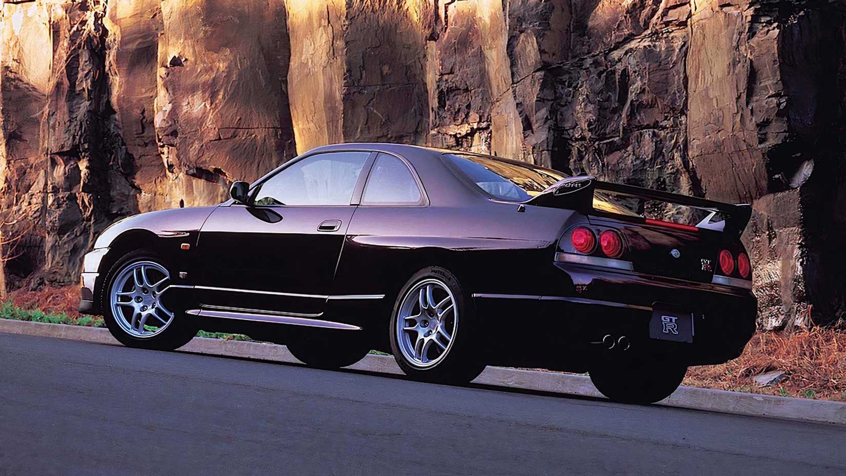 Here's What A Nissan Skyline GT-R R33 Is Worth Today
