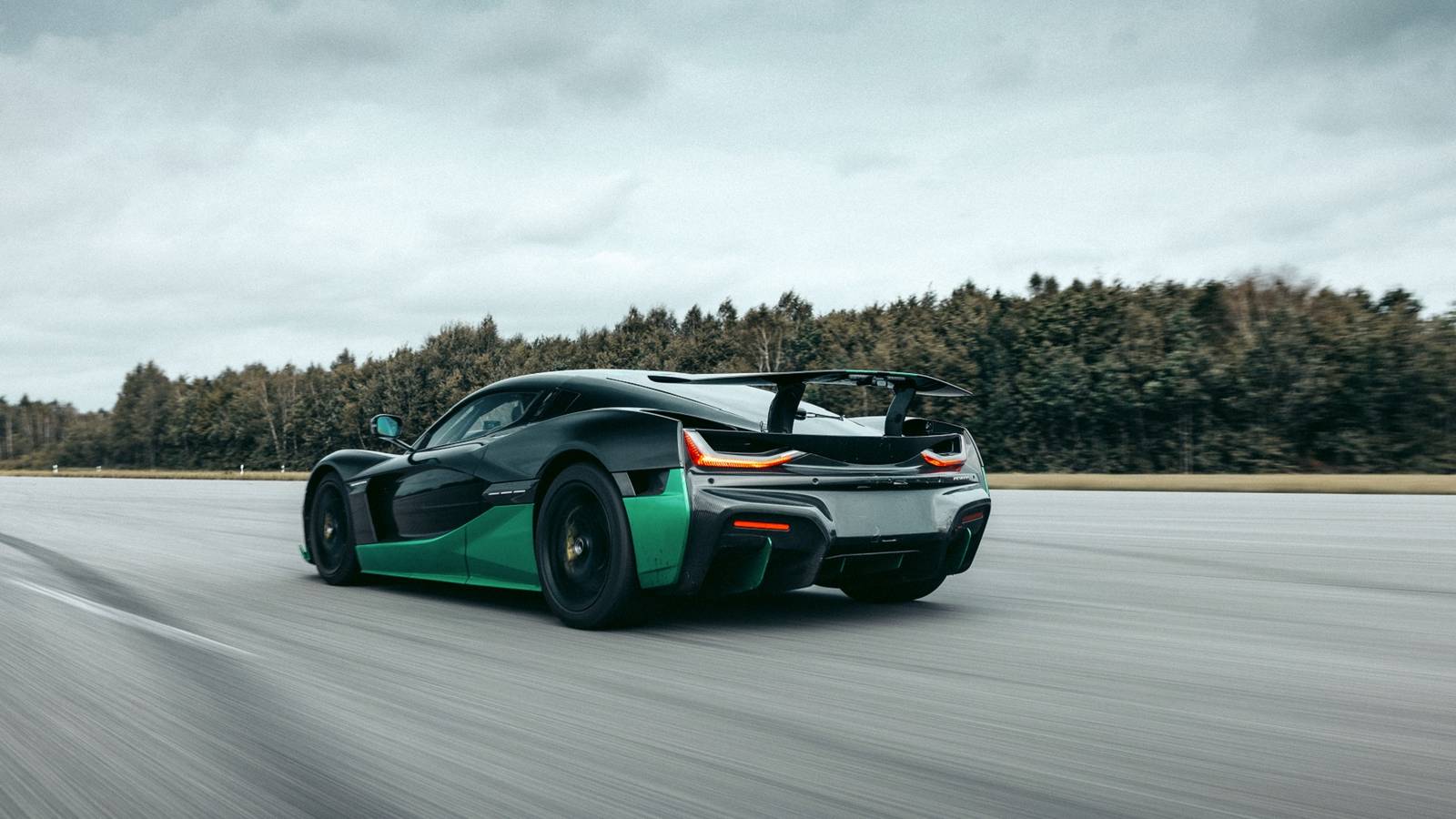 10 Heaviest Sports Cars Driving On The Roads Today