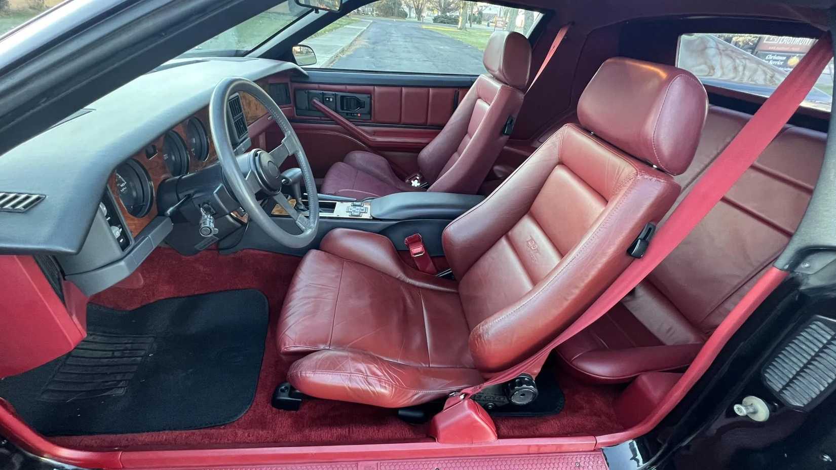 Pontiac Tojan: Everything You Should Know About The Forgotten Supercar