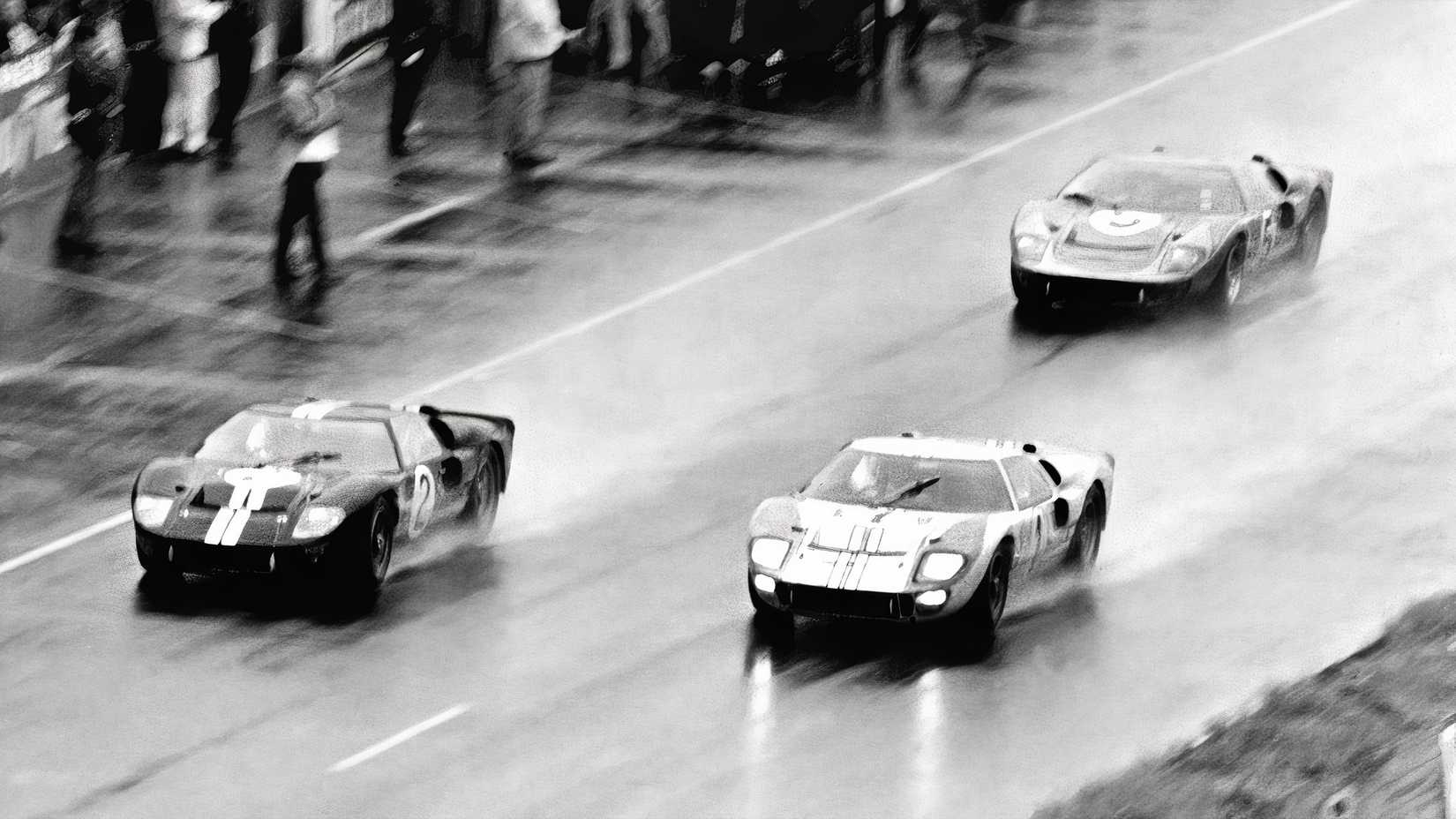 Matt Damon Brought This Ford Race Car To The Big Screen
