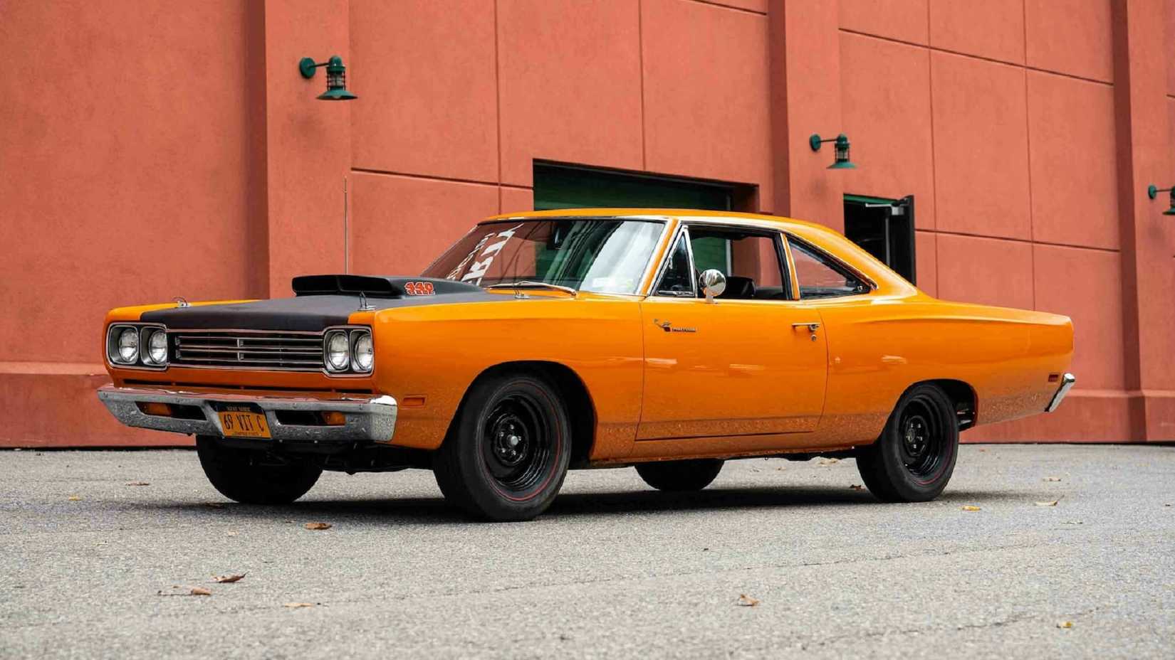 10 Fastest Muscle Cars Over The Quarter Mile In The '60s