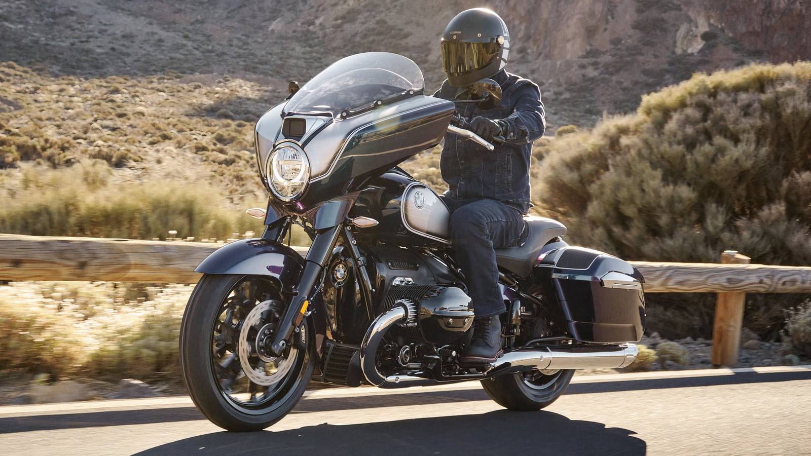10 Modern Classic Motorcycles Over 1000cc In 2024