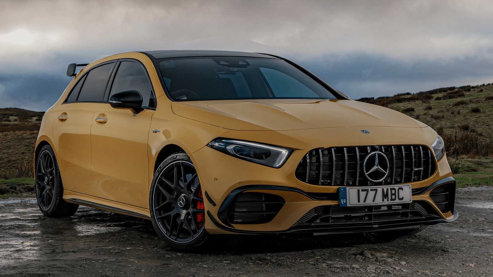 The World's Fastest Four-Cylinder Car Leaves Most V8s In Its Dust