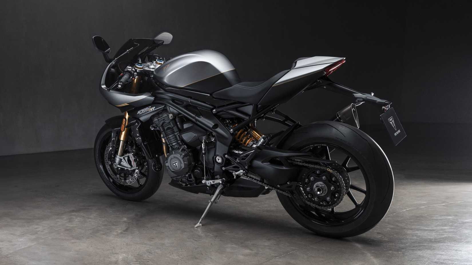 The Triumph Speed Triple 1200 RR Breitling Limited Edition Is A Fusion ...
