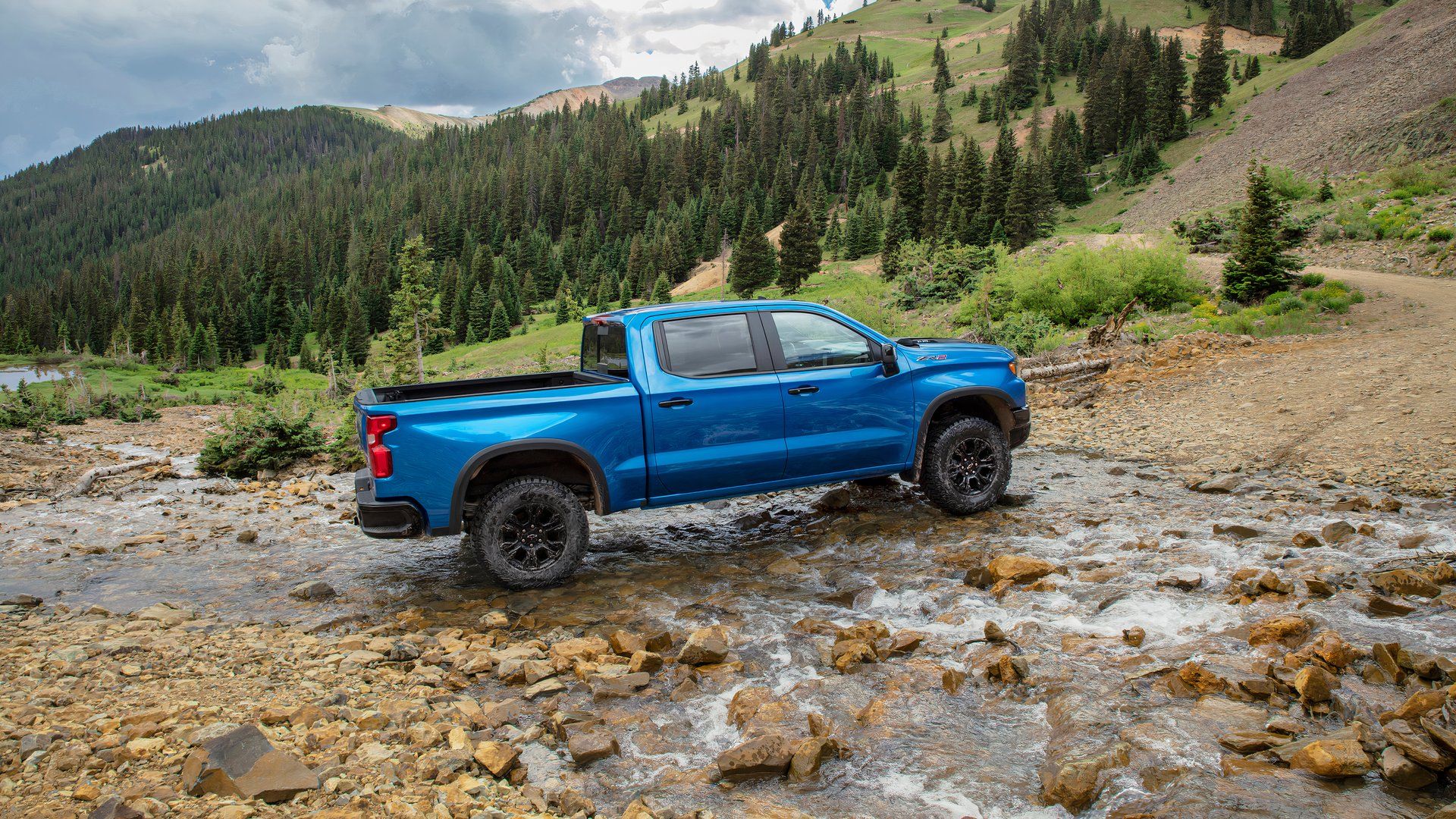You'll Never Guess What The Most Reliable Midsize Pickup Truck In ...