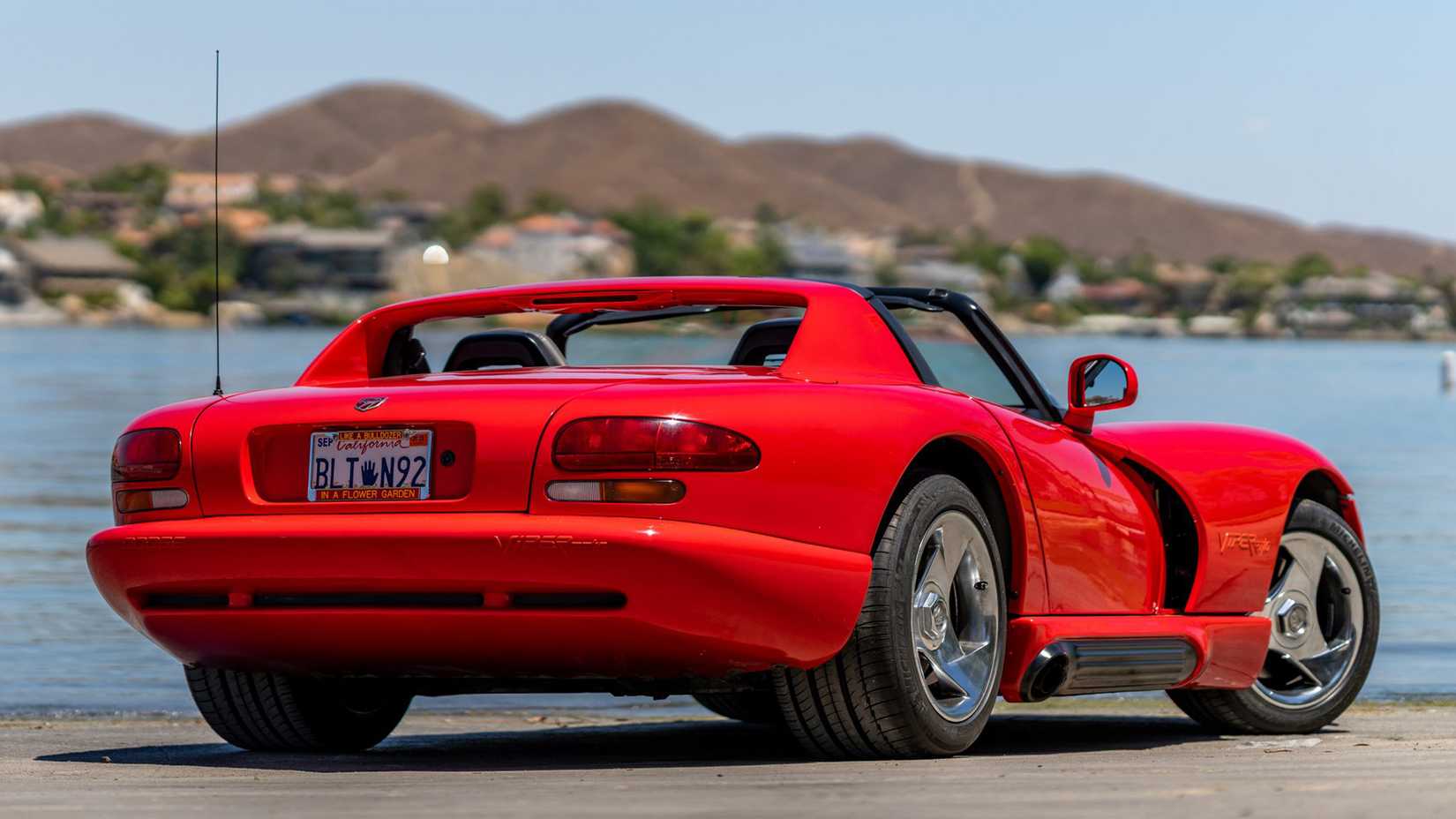 The Only Seven Naturally Aspirated V10 Cars You Can Still Afford