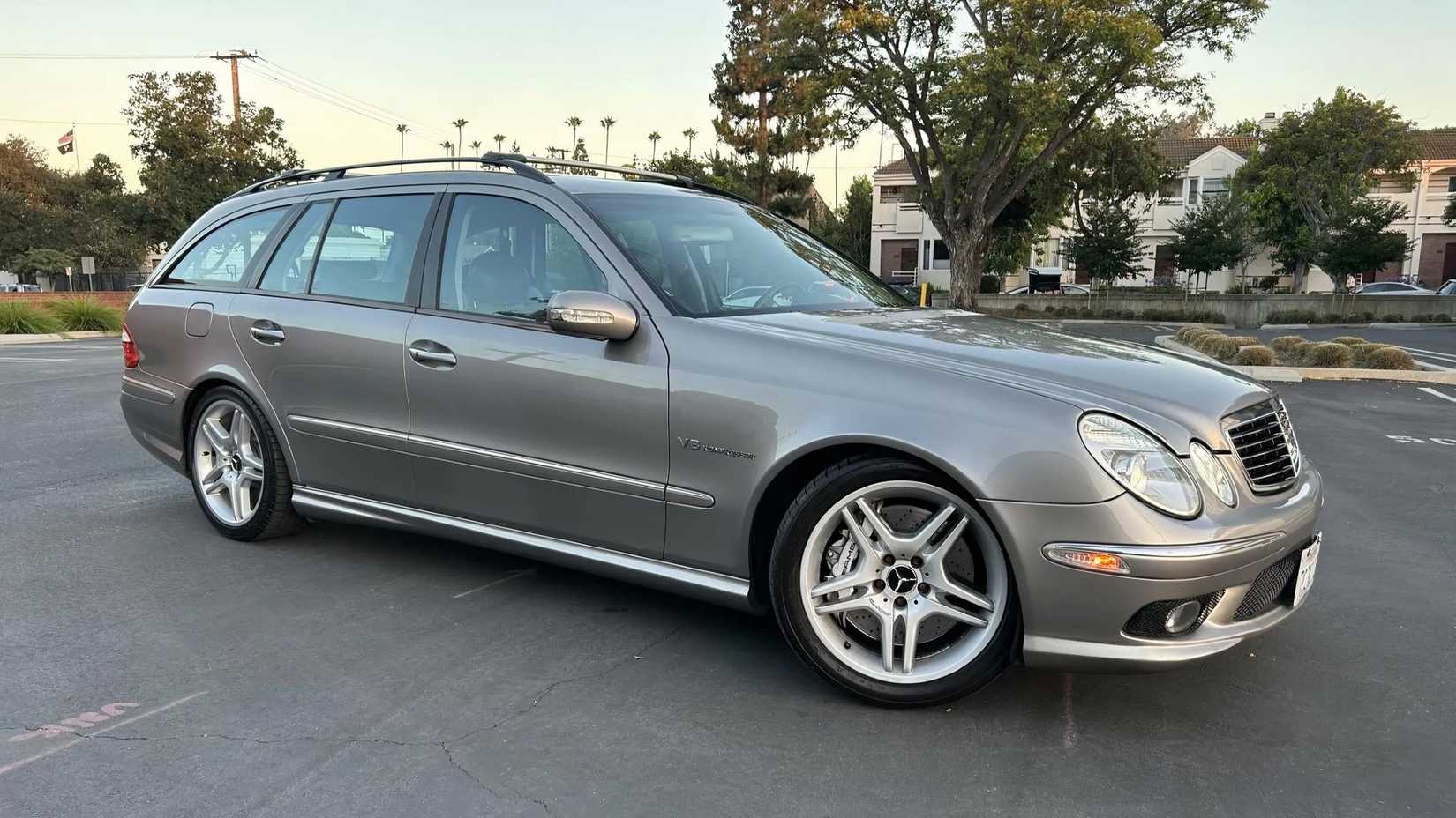 The Wild Hemi-Powered Wagon That Ruled The Streets In The 2000s