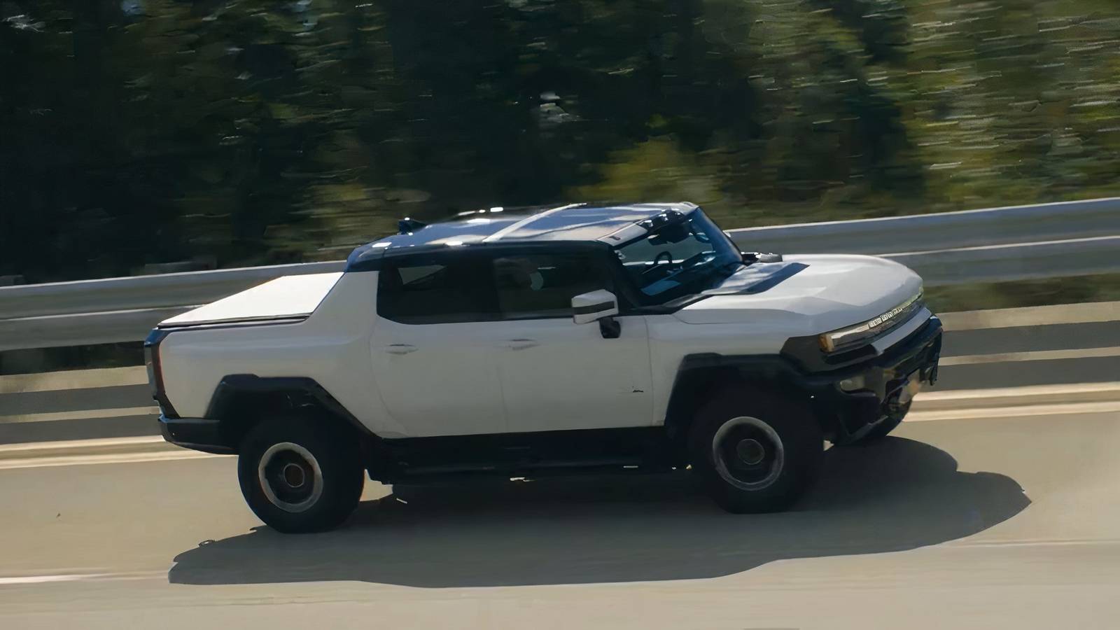 OEM Footage 2024 GMC HUMMER EV Truck Sizzle reel