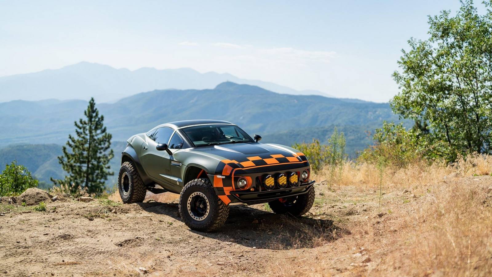 Turbo Chevy V8 Powers This Super-Rare Off-Roader Up For Auction