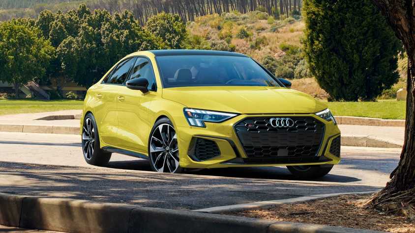 10 High-Performance Sedans That Accelerate Like A Supercar