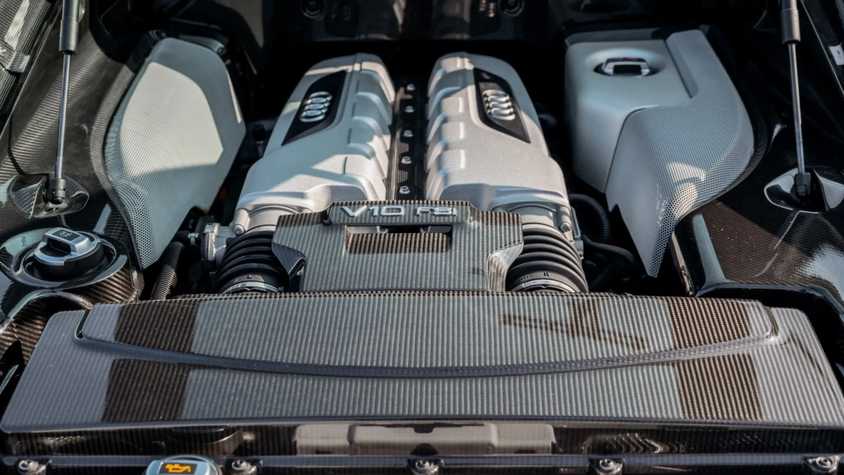 10 High-Performance Sedans That Accelerate Like A Supercar