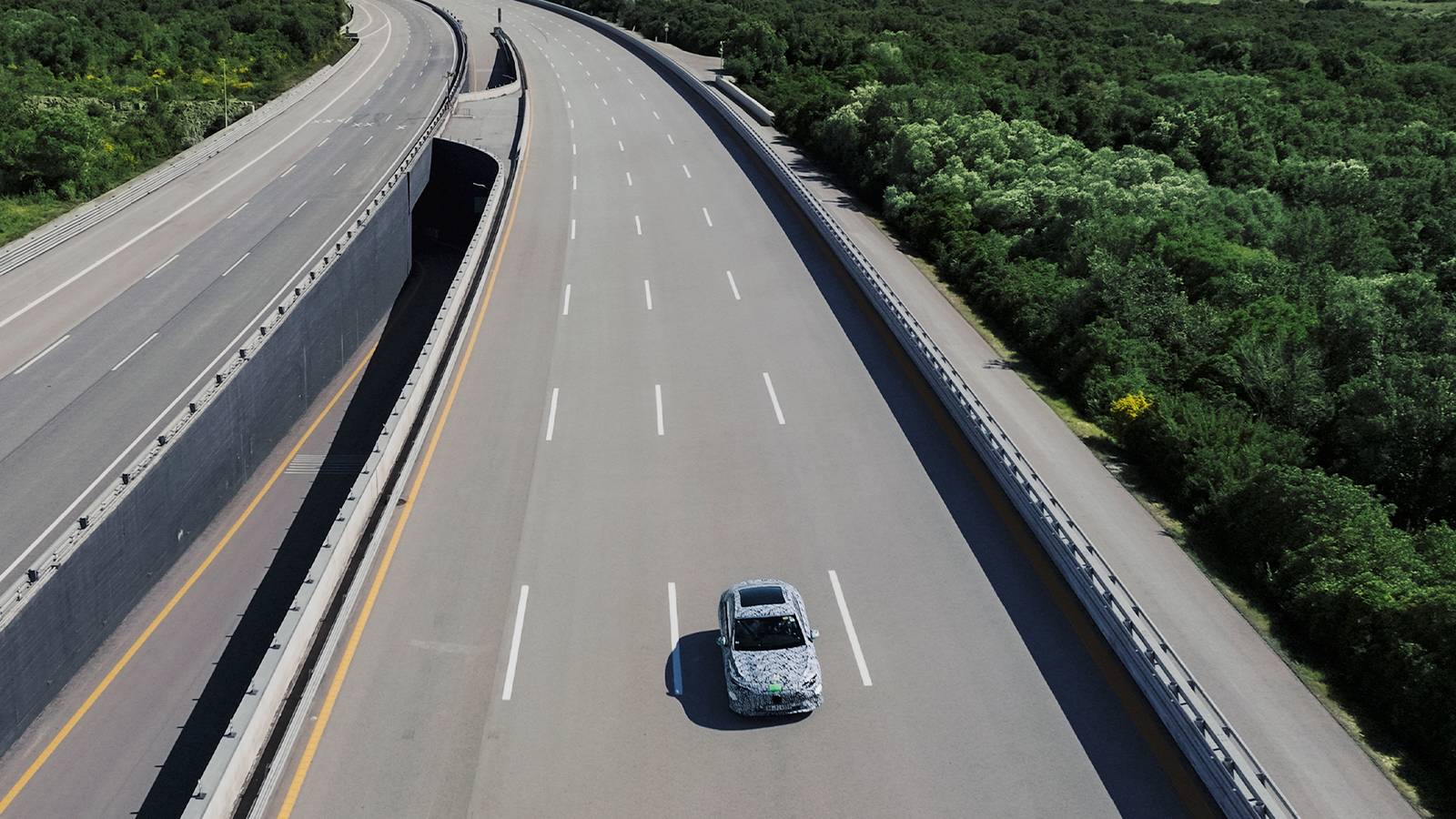 800 Volts And Record-Breaking Range - Mercedes Just Changed The EV Game