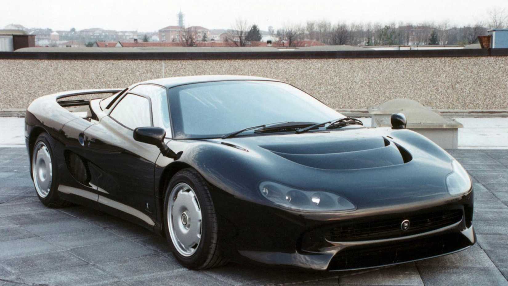 The Forgotten German Hypercar Created To Outrun The McLaren F1