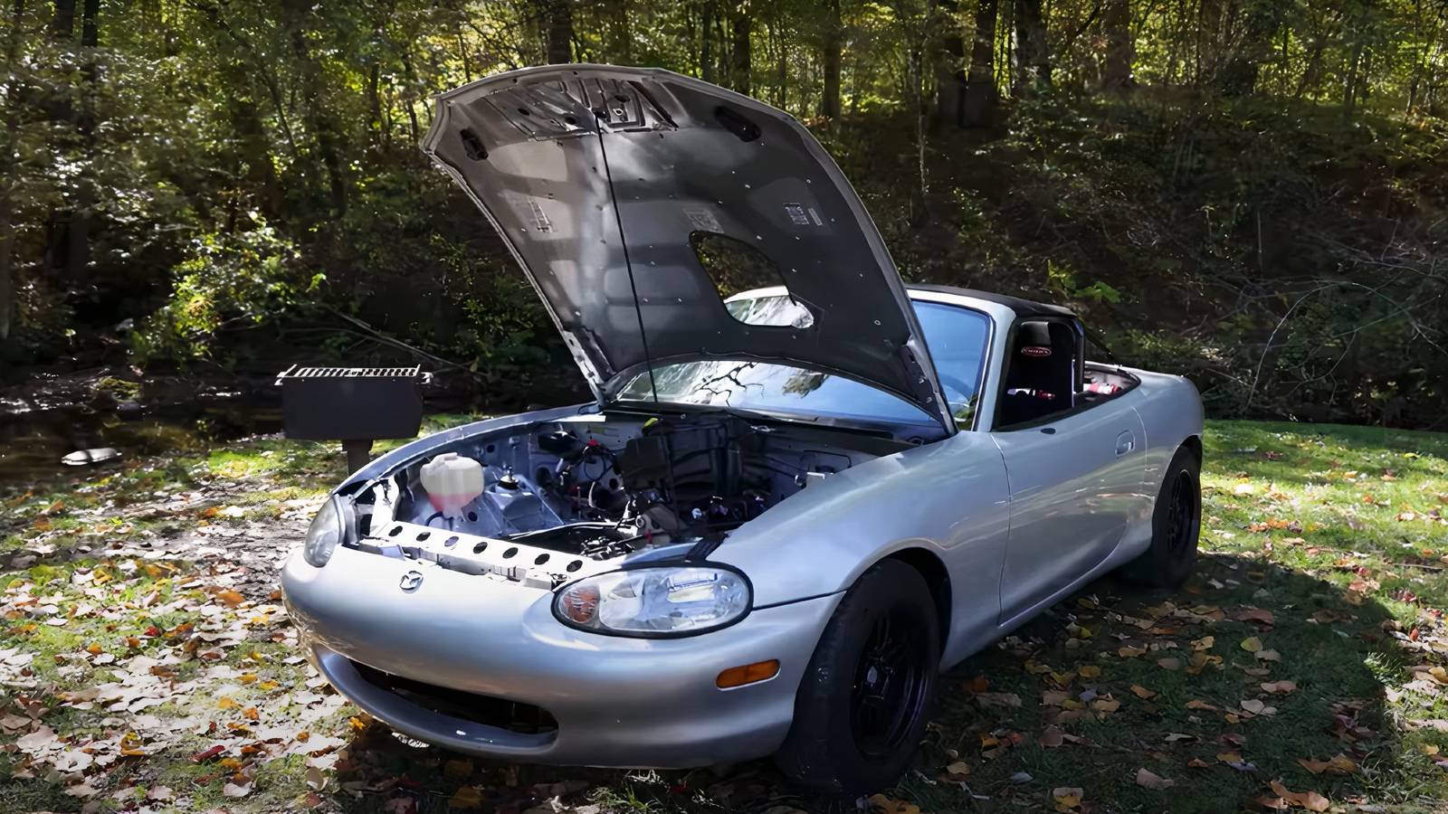 This Bonkers Miata Build Proves 160 HP and 13,000 RPM Is All You Need