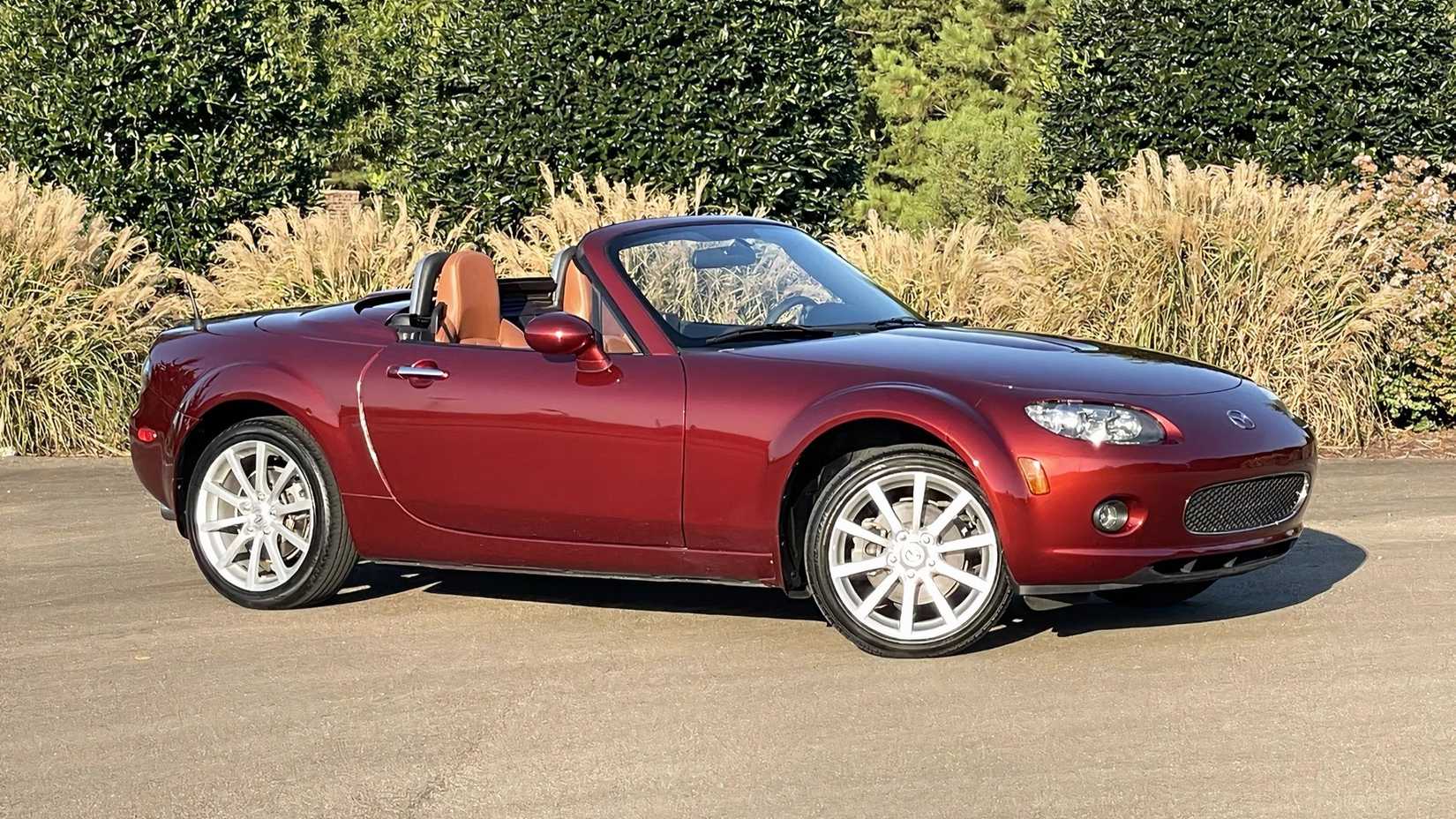 Pontiac Once Made A Faster Mazda Miata Alternative