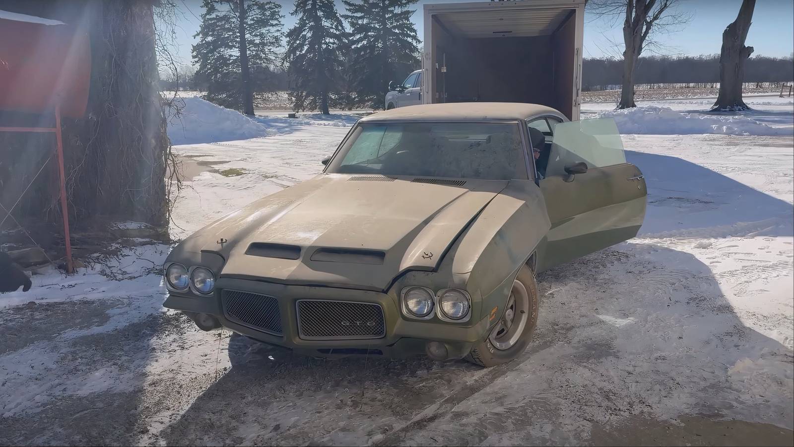 Abandoned 1971 Pontiac GTO Barn Find Shines After A Wash