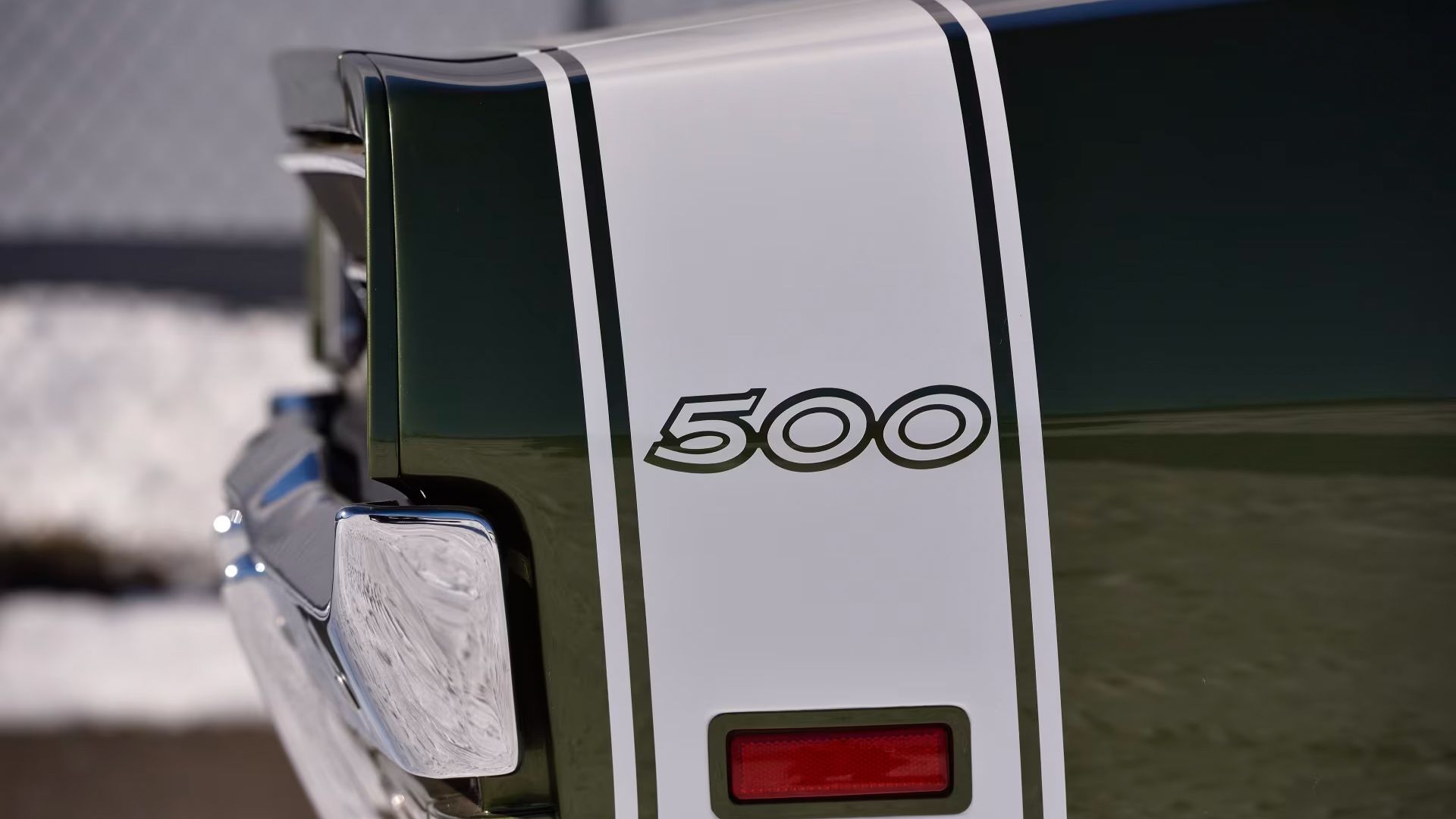 The Stout Scarab Is The World's First Minivan With A Rear-Mounted V8