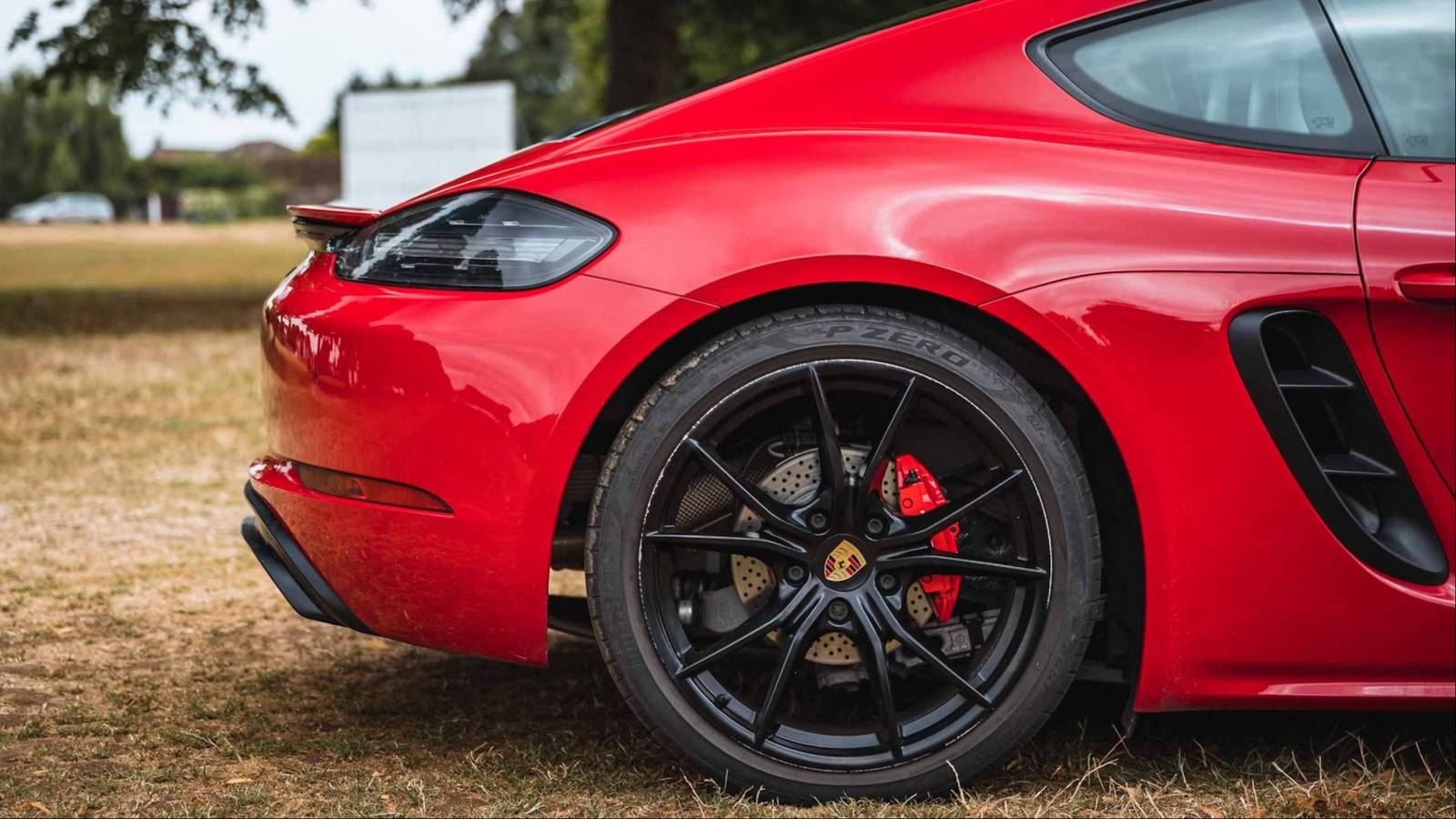 9 Proper Sports Cars Under $20K That Can Keep Up With A Porsche 718 Cayman