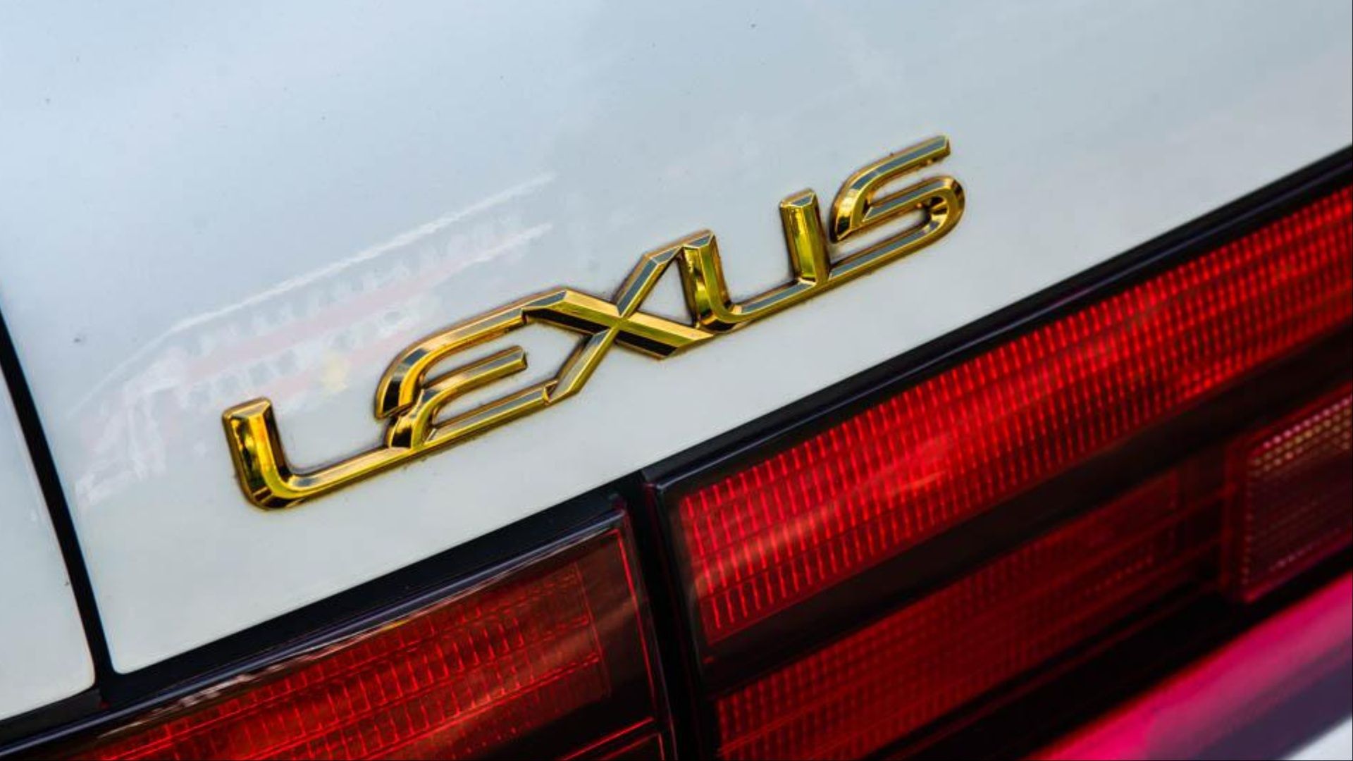 Lexus LS600h Review: World's First V8 Hybrid Sleeper Under $8K