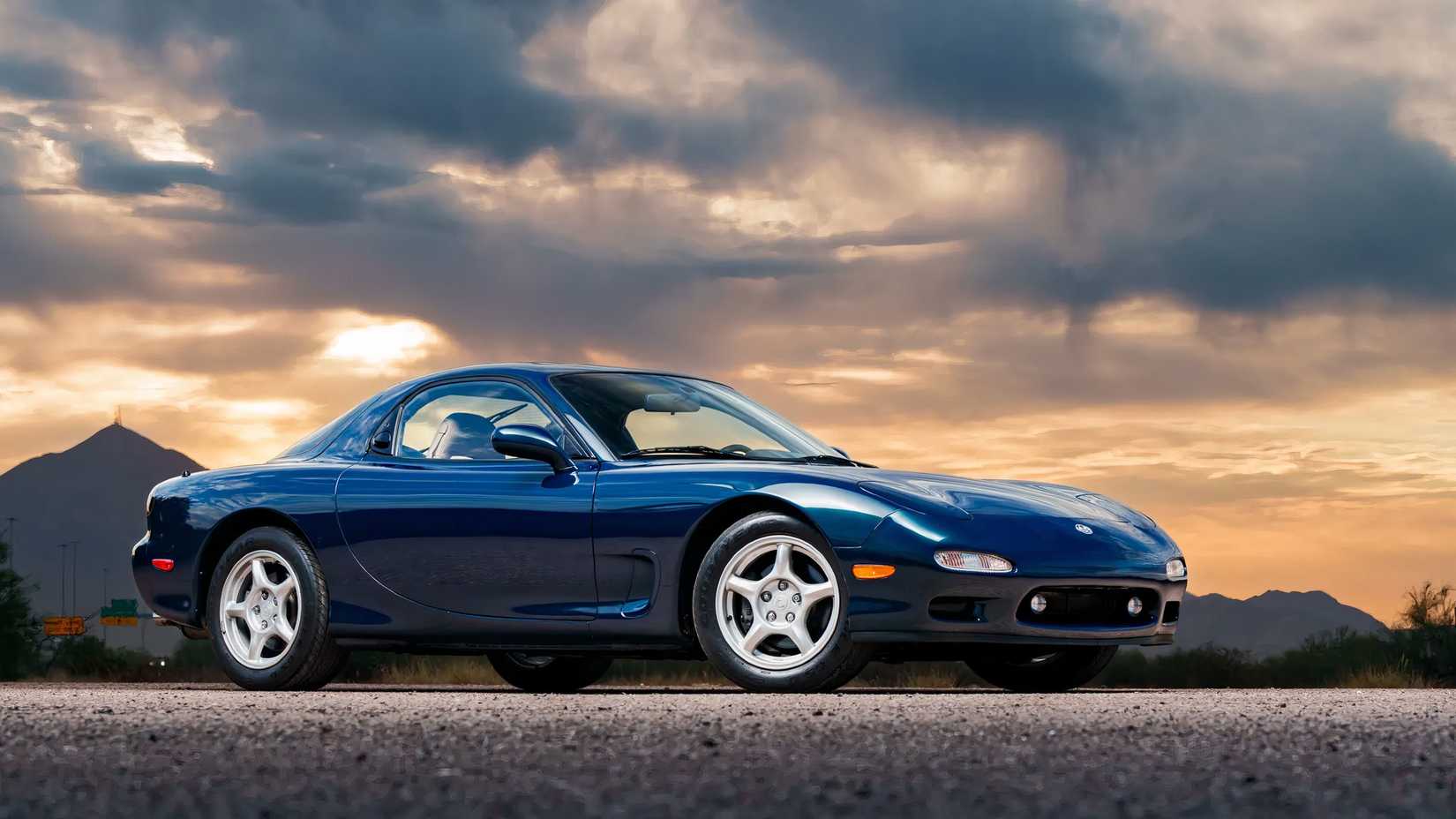 Here's How Much The Mazda RX-7 FD Is Worth Today