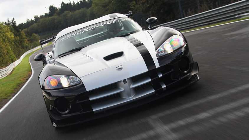 The Fastest Cars That Hold Lap Records At The World’s Most Famous Tracks