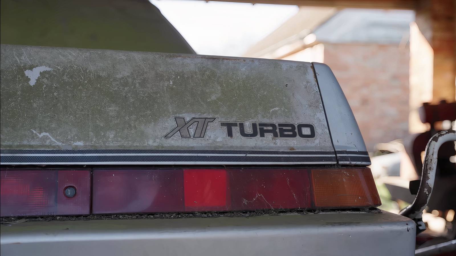 This ‘80s Subaru Was Left For Dead—But It Just Won’t Quit