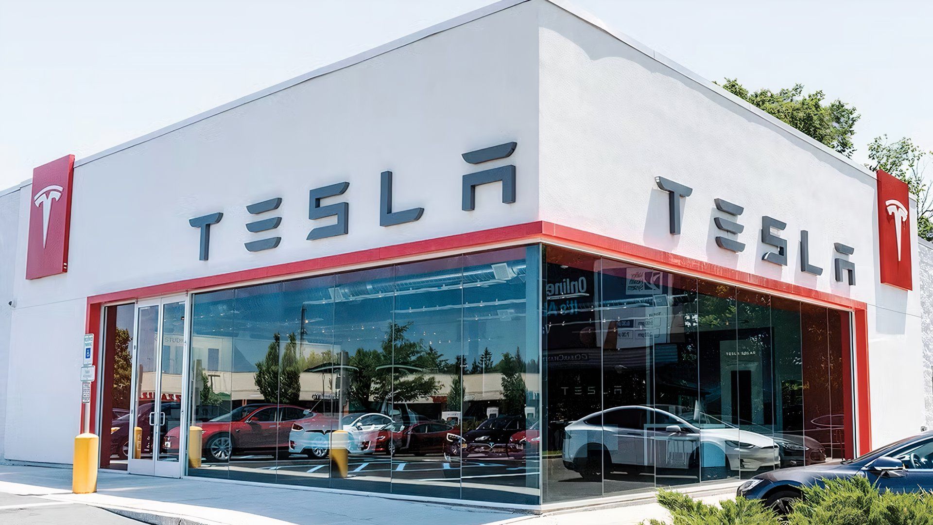 Trump’s Tariffs: A Straight Jab To Detroit As Tesla Ducks