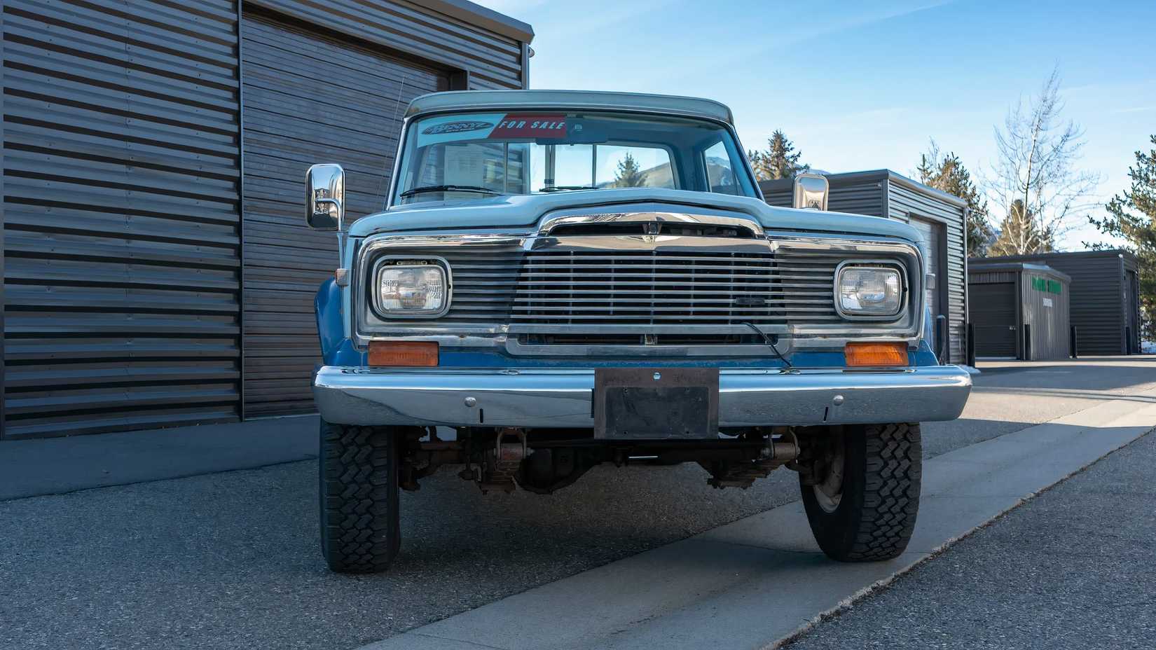 The Forgotten Jeep That Could Tow More Than A 2025 Ford F-250