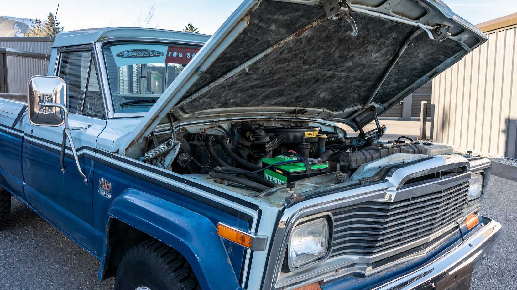 The Forgotten Jeep That Could Tow More Than A 2025 Ford F-250
