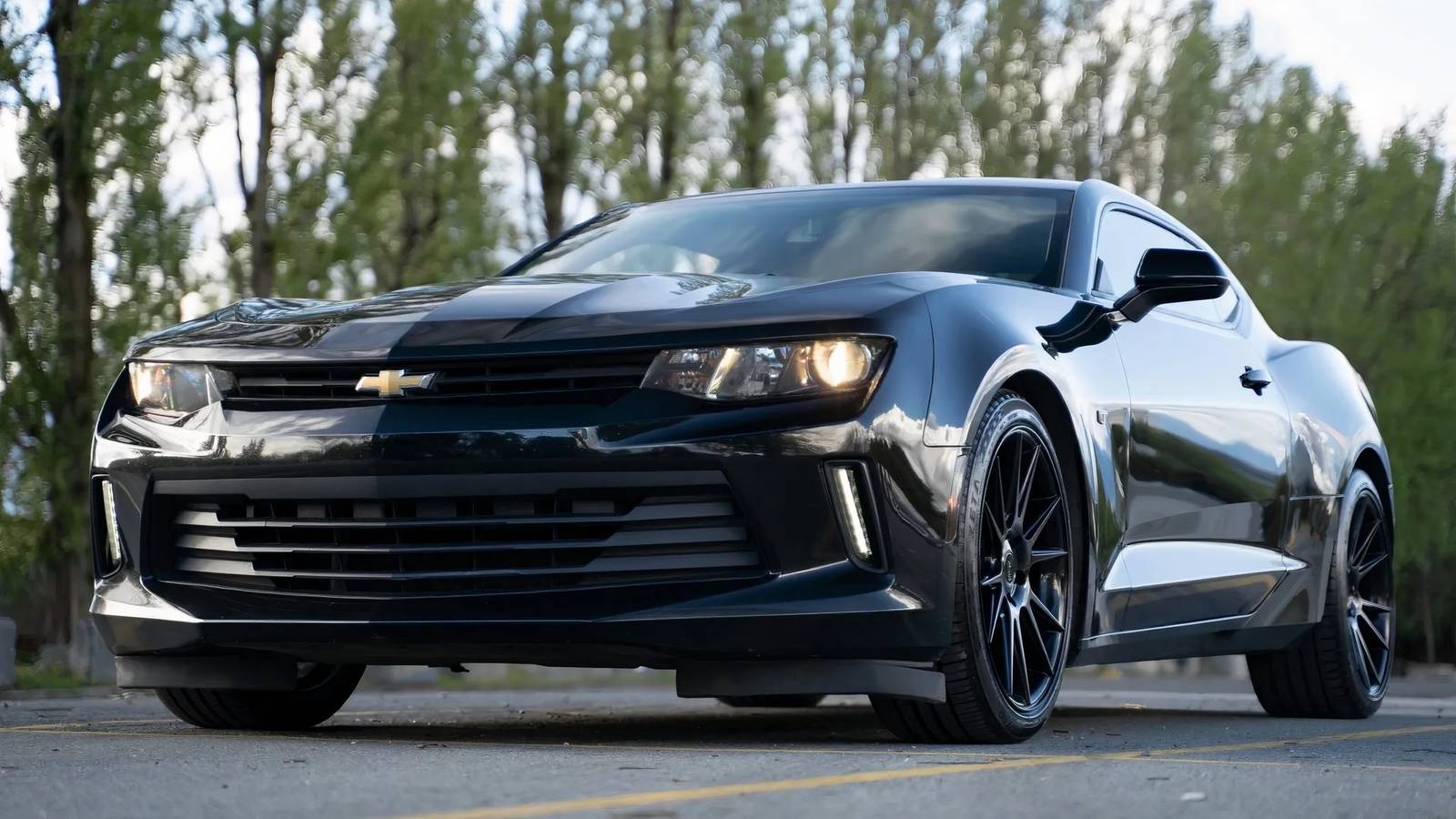10 Bulletproof Sports Cars That Are Insanely Cheap To Fix