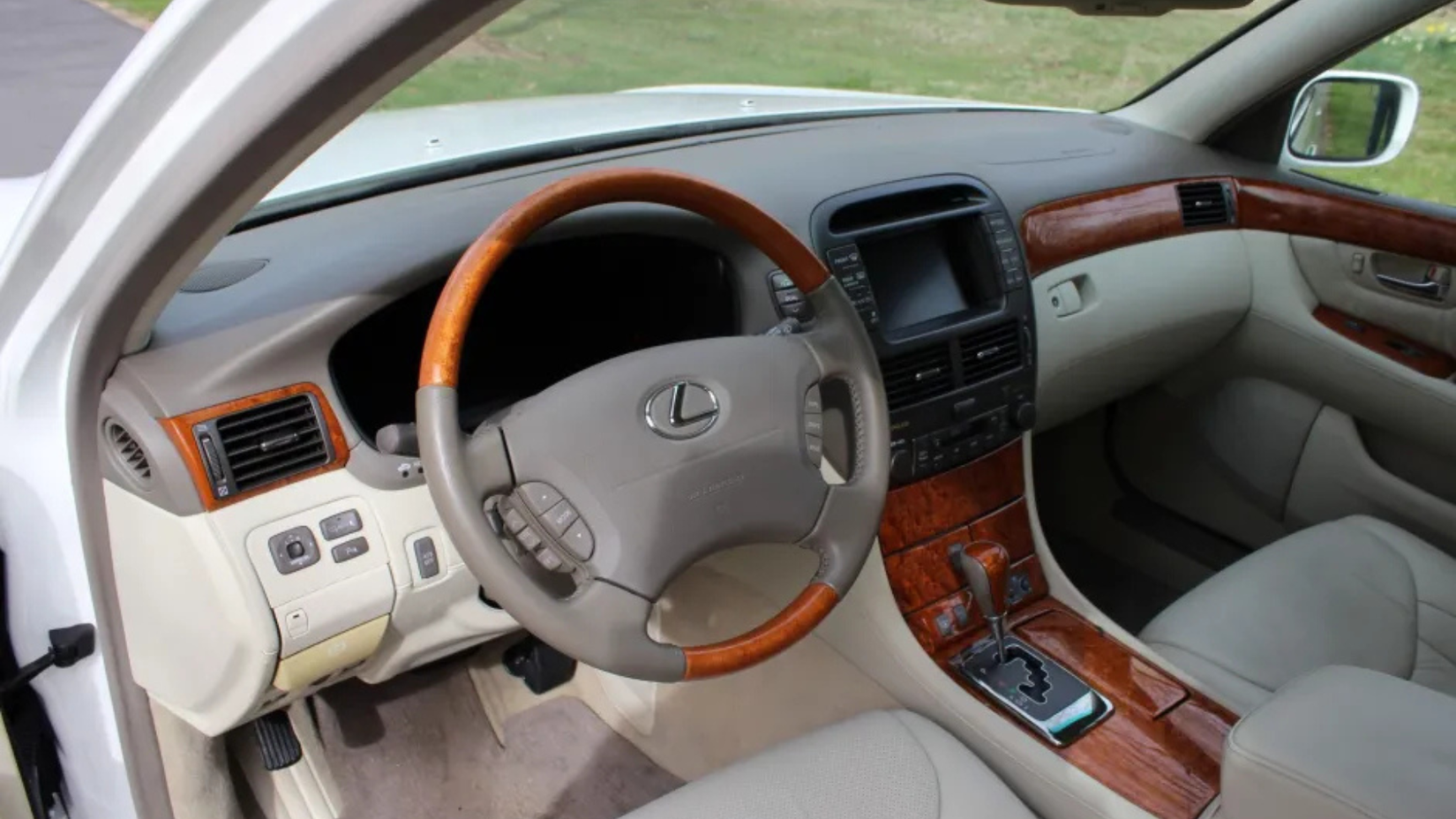 Every V8-Powered Lexus Model Ranked