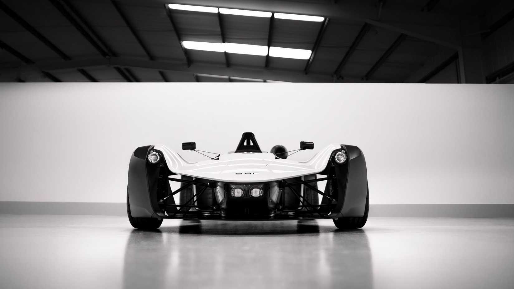 The World's Fastest Four-Cylinder Car Is A V8-Beating Menace
