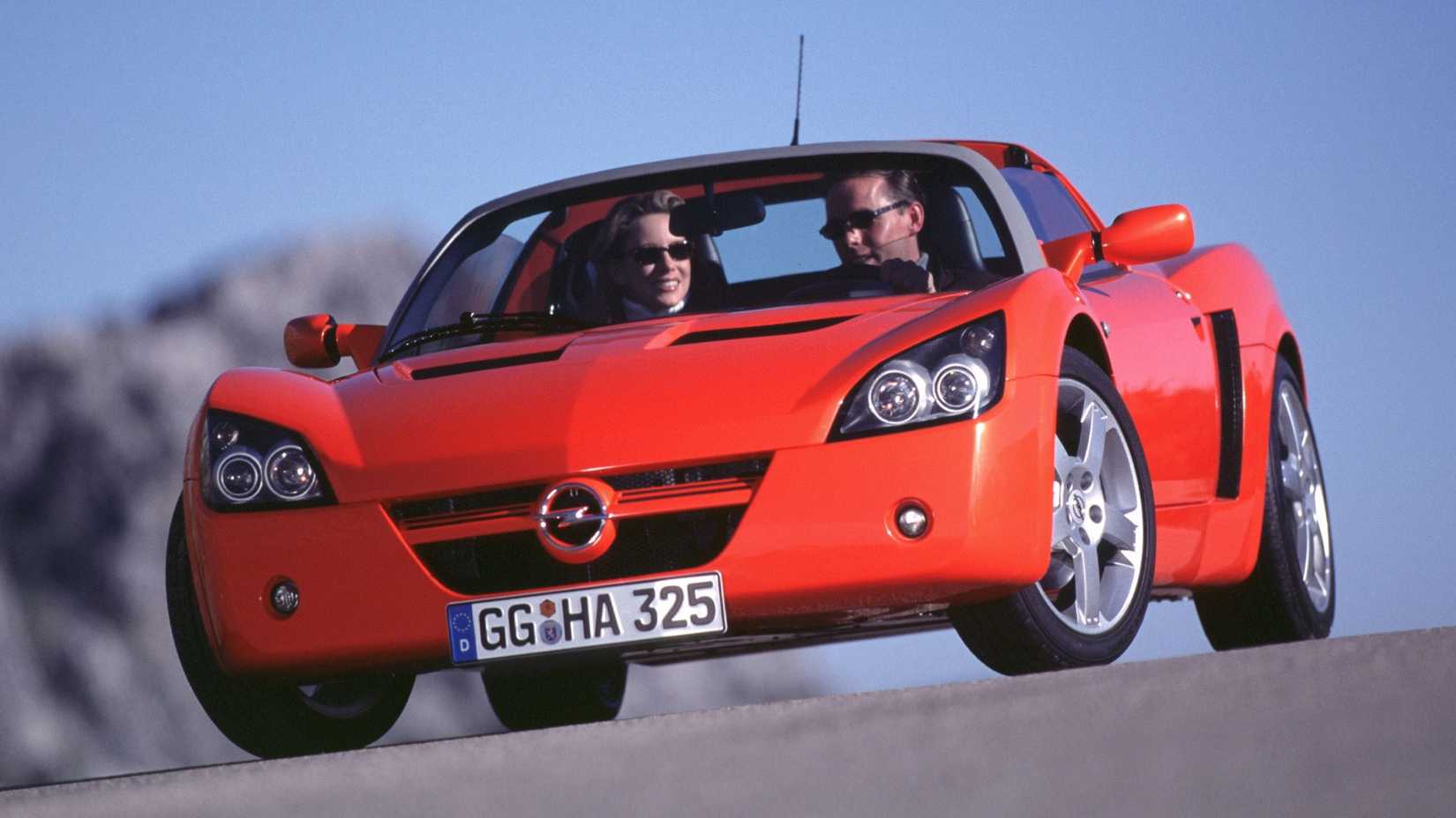 GM's Forgotten Mid-Engined Sports Car That Weighed Less Than A Miata