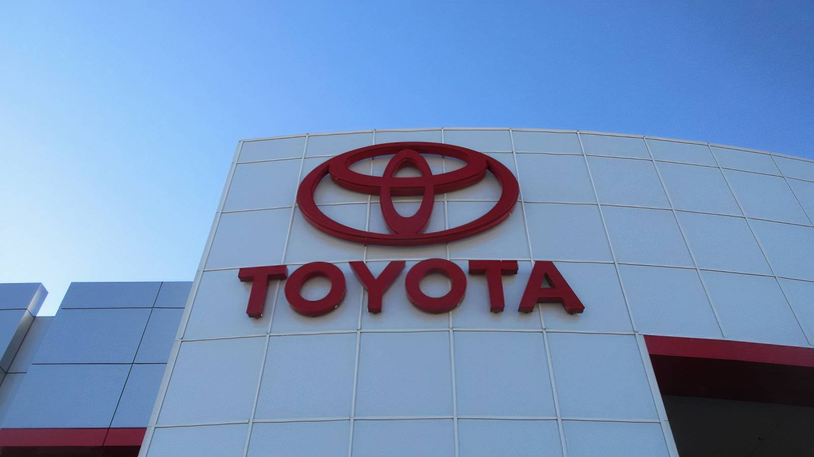 Is Toyota About to Replace Lexus With Century?