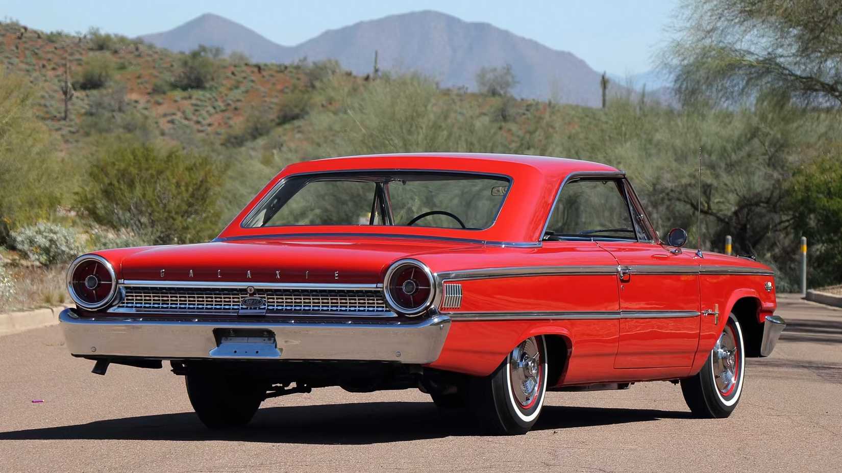 Ford's Coolest Forgotten Sedan With NASCAR Power Under The Hood
